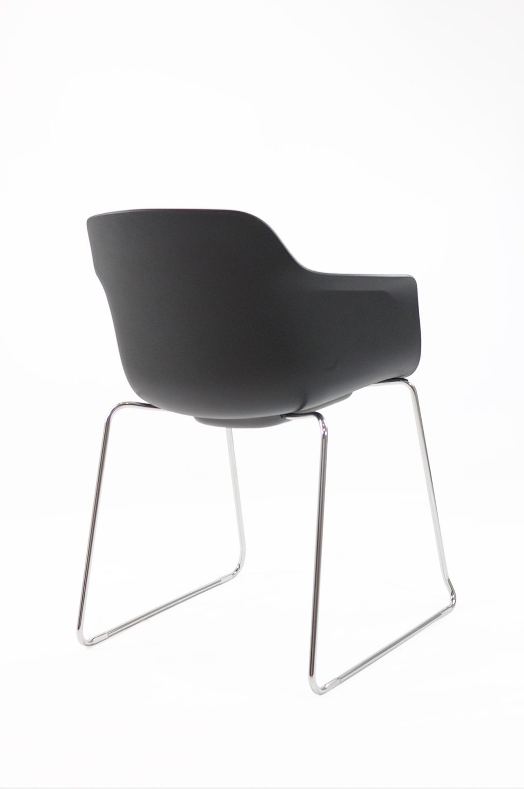 Loria Charcoal Shell Armchair – TechnoChair